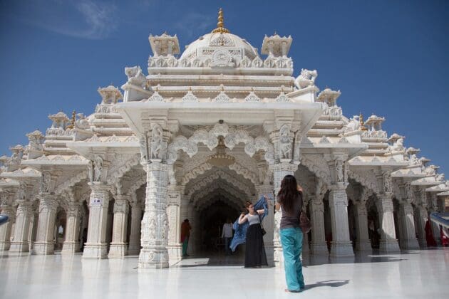 Top 10 Mysterious Temples of India you should visit - Newsblare