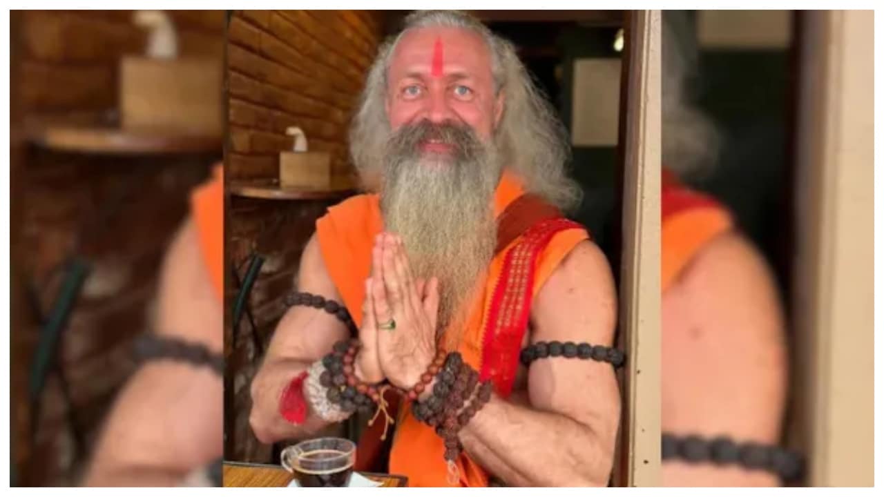 Unique personalities shine at Maha Kumbh: Muscular Baba From Russia ...